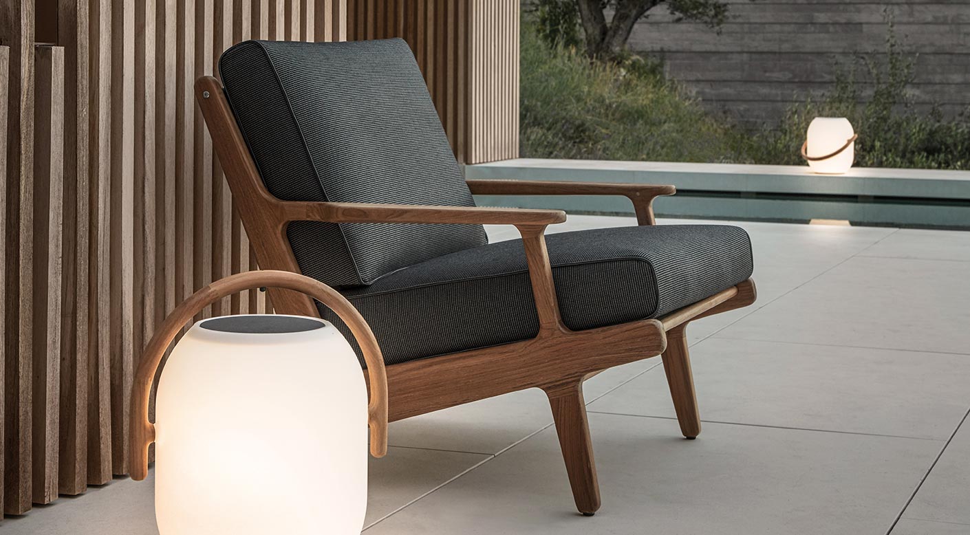 The bay outdoor furniture store