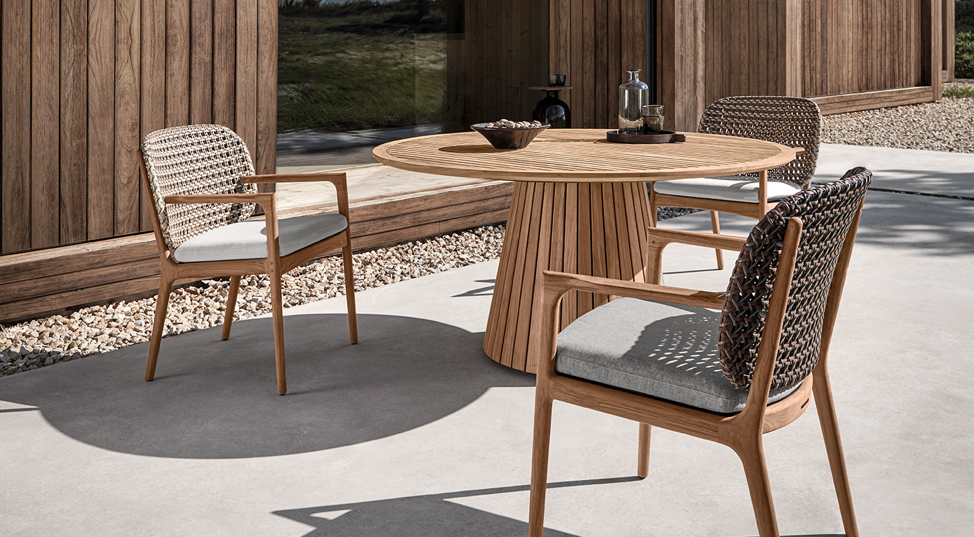 Whirl Collection Modern Luxury Outdoor Furniture Gloster